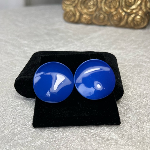 Jewelry | Vintage 8s Bold Blue Round Earrings | Poshmark